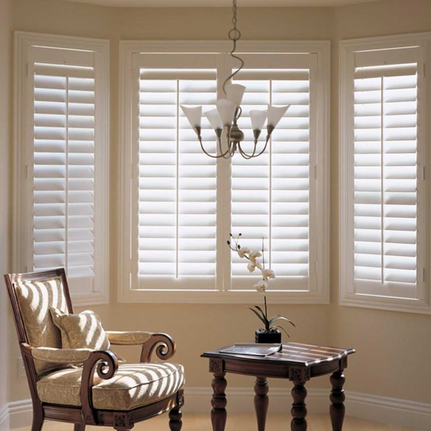 Made to measure shutters – Curtains & Blinds